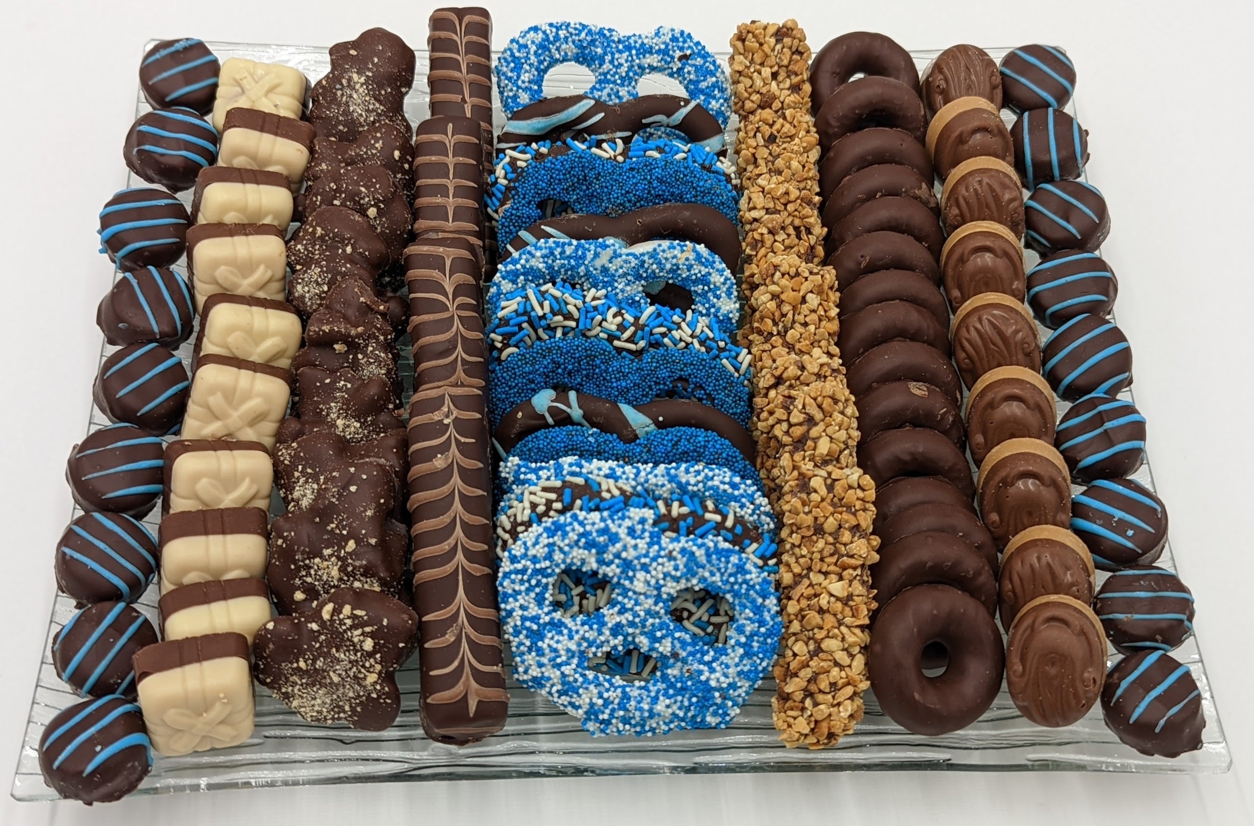 Glass Truffle & Blue Pretzel Platter | Munchies on Pico