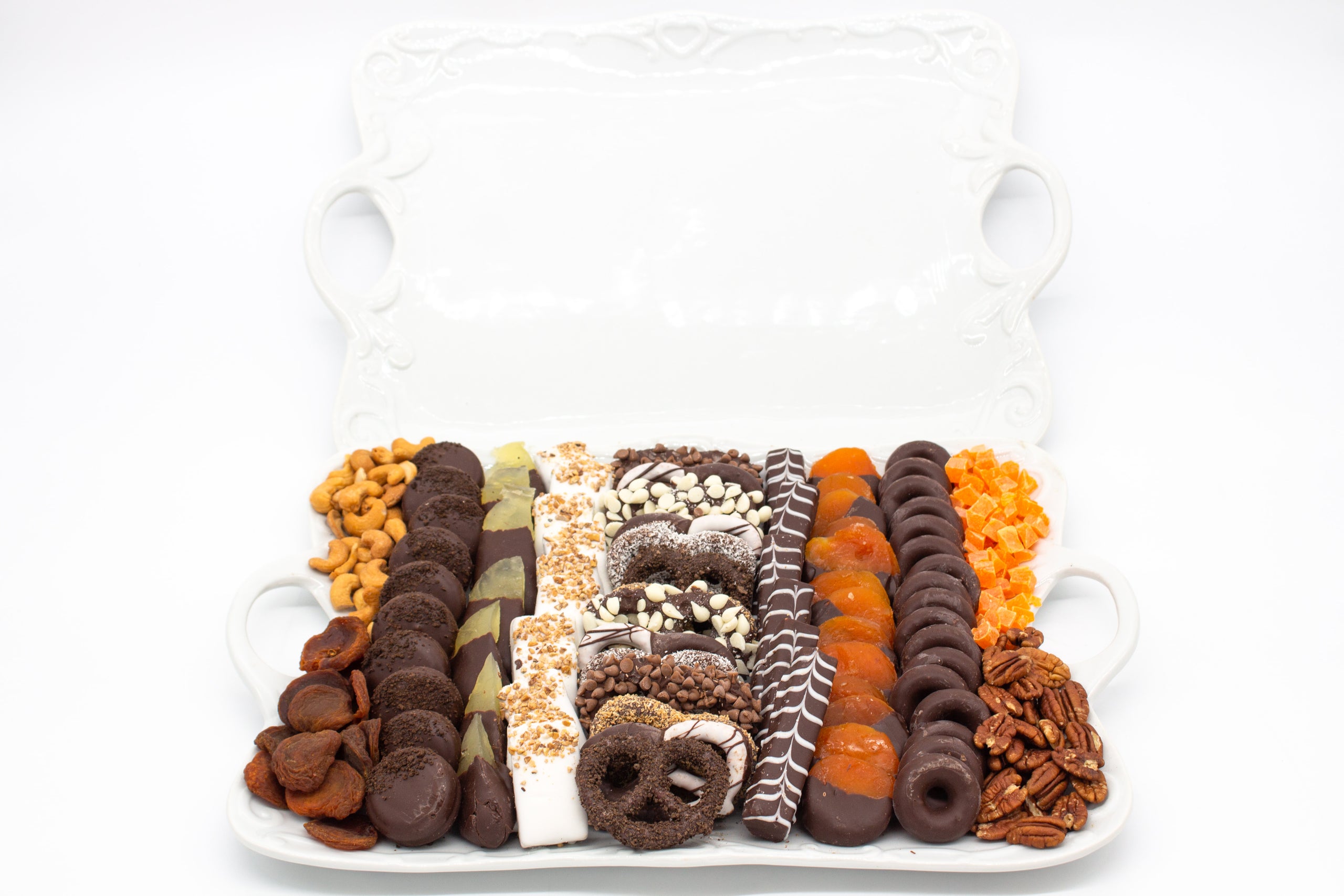 Premium Truffle & Chocolate Dipped Fruit Platter | Munchies on Pico